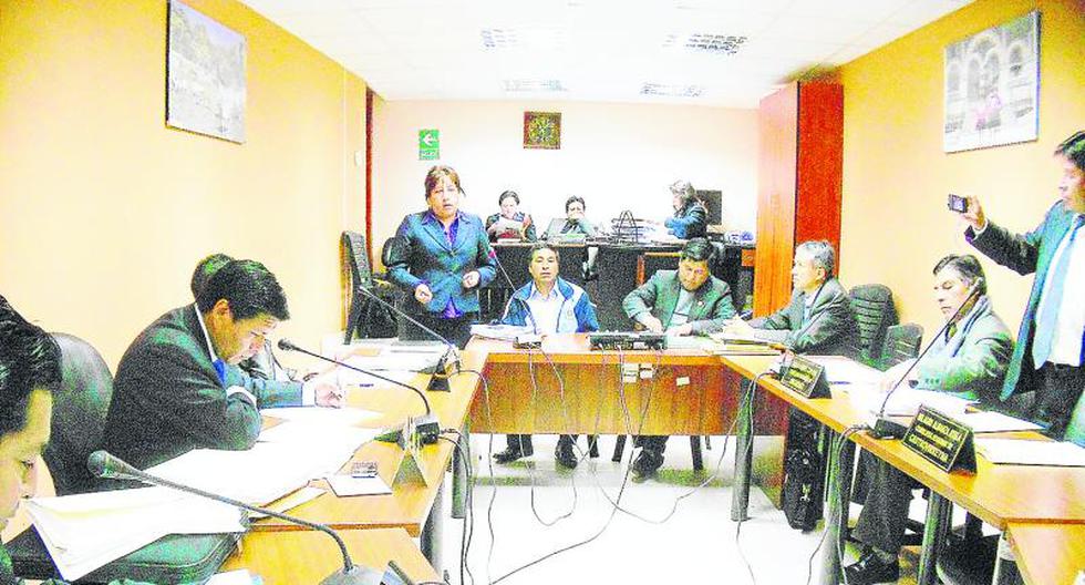 Trabajadores piden reposición a Ugel | PERU | CORREO