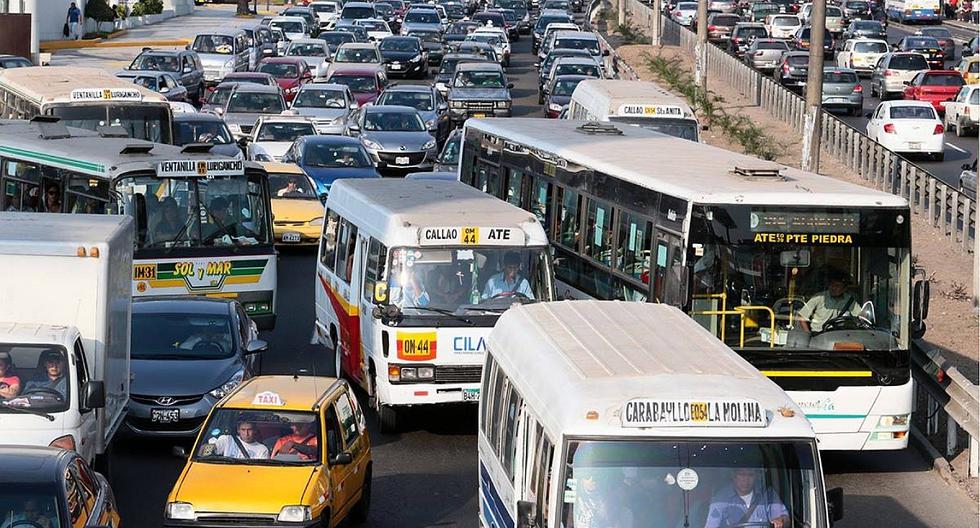 Buses instalan sistema de control que beneficia a 2 millones de ...