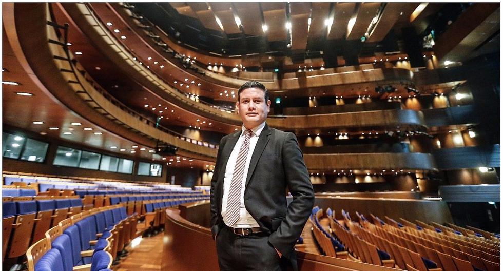 Mauricio Salas: “El teatro ofrece que los niños aspiren a un mundo ...