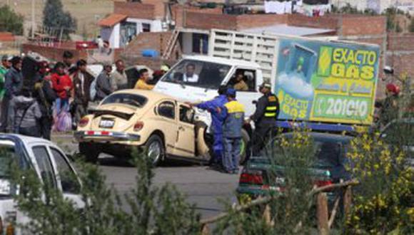 "Sapito" se entrega a camión | PERU | CORREO