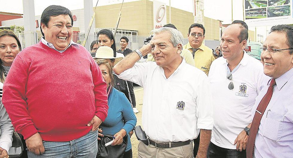 El Apra y Elidio Espinoza oficializan su alianza | EDICION | CORREO