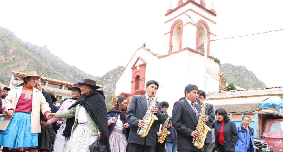 Celebran fiesta de compadres | PERU | CORREO