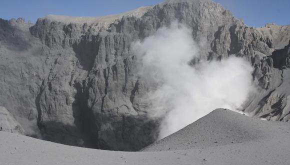 Piroclastos grandes salen del cráter | PERU | CORREO