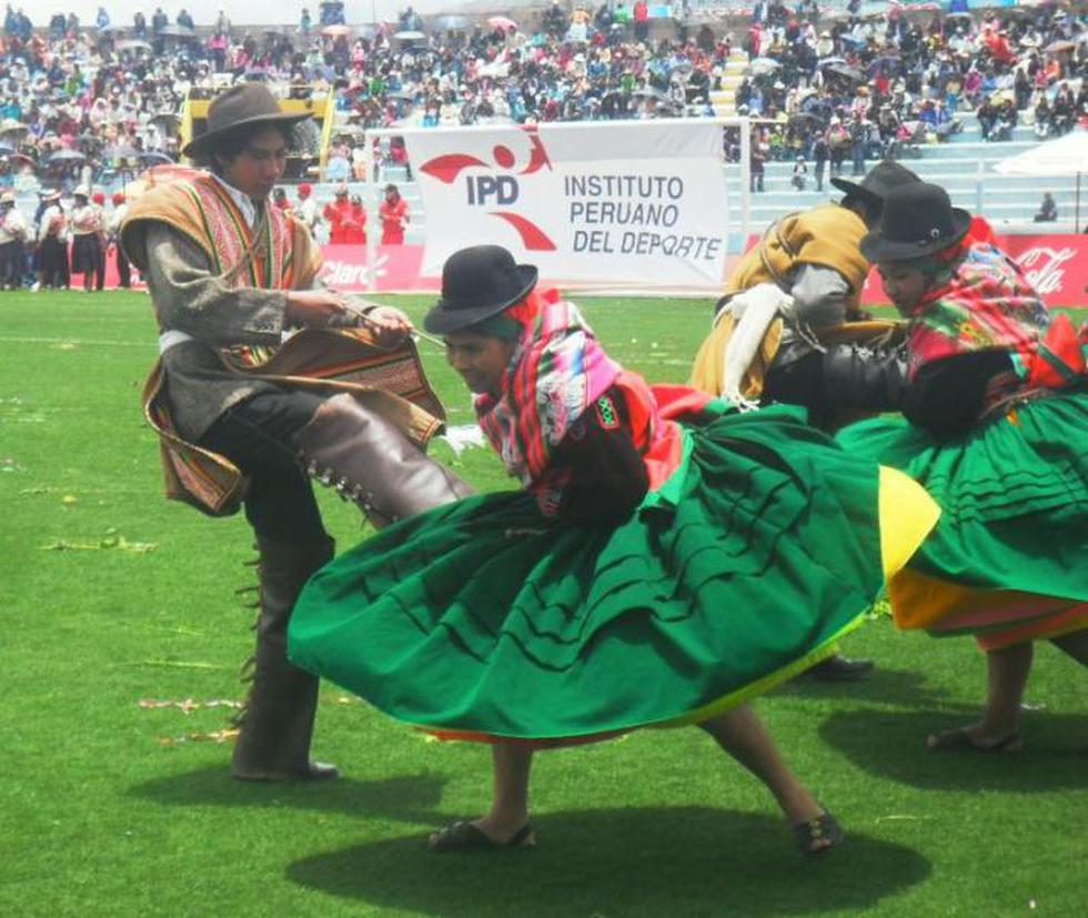 Fotos: Espectacular concurso de danzas autóctonas | PERU | CORREO