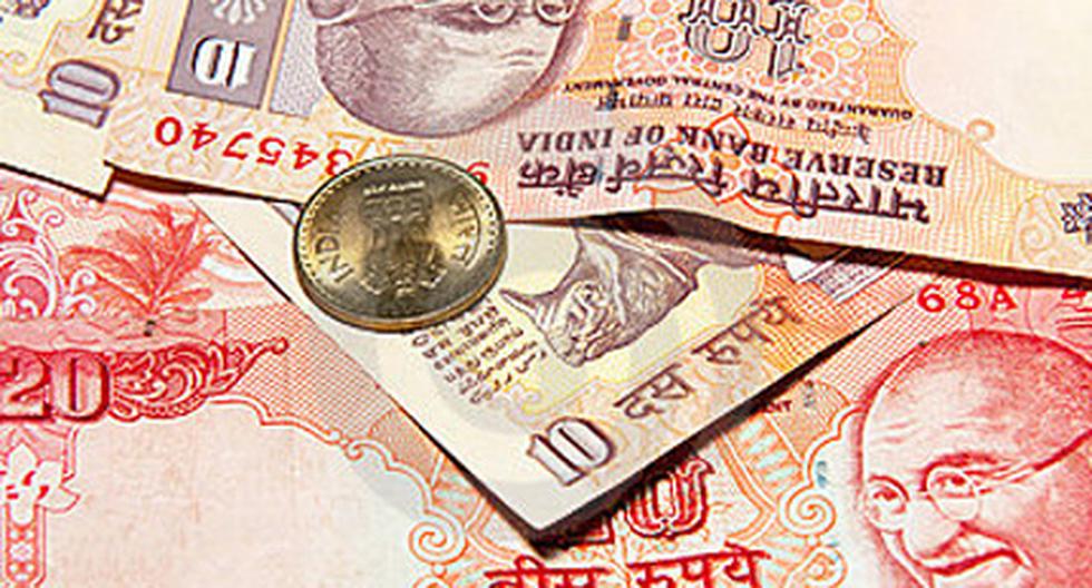 La rupia india marca un mínimo histórico arrastrada por la crisis del ...