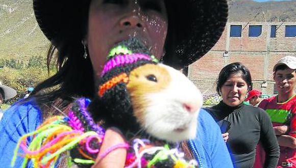 En feria artesnal eligen a miss y mister cuy | PERU | CORREO