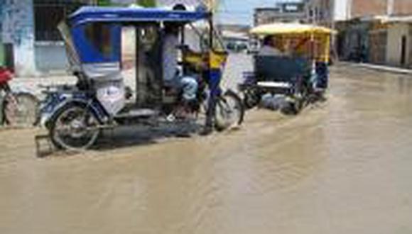 Desagüe se desborda e inunda calles en los barrios El Milagro y Bellavista | PERU | CORREO