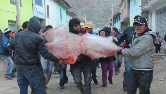 Reviven tradicional "Aycha Cuchuy" en fiesta de Virgen del Carmen ...