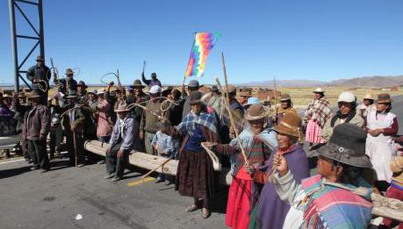 Aimaras respaldan paro indefinido contra proyecto minero Conga | PERU ...