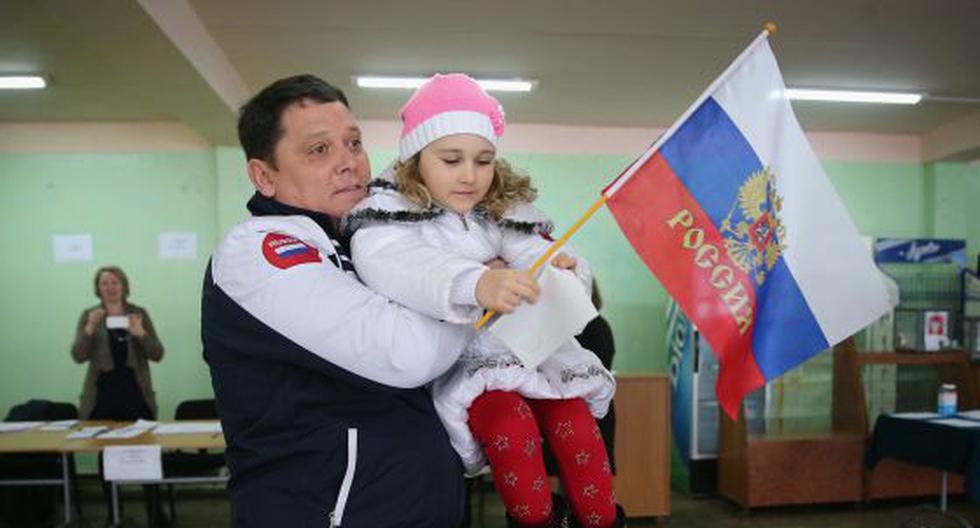 Crimeos participan masivamente en el referéndum separatista | MUNDO ...