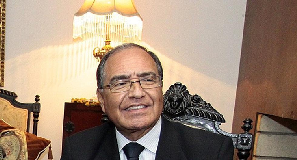 Carlos Roca: "Bancada aprista debe explicar por qué eligió a Rafael Rey ...