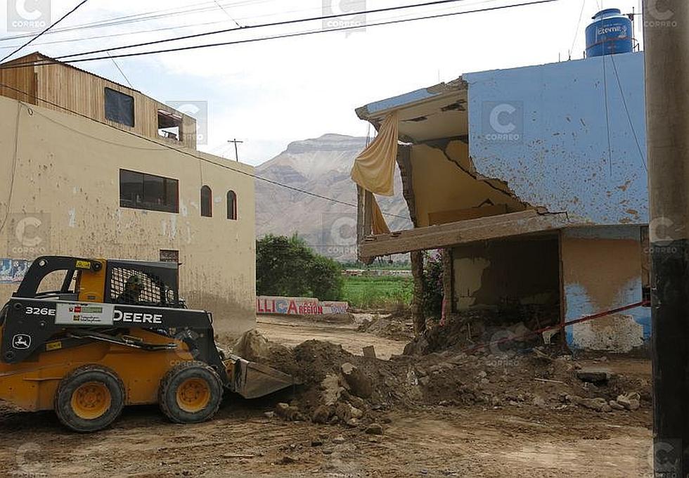 Aplao se levanta de entre los escombros (FOTOS) | EDICION | CORREO