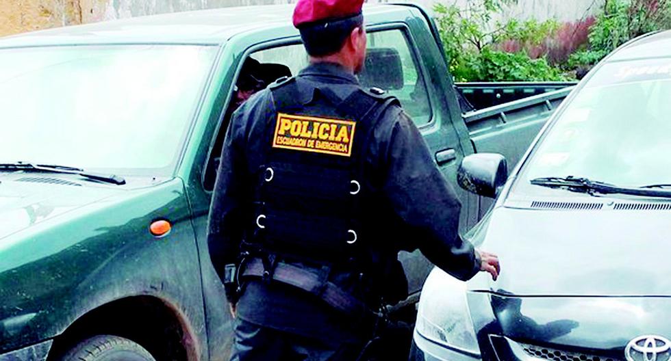 Dos Policías Son Capturados Con Más De Un Kilo De Marihuana Edicion