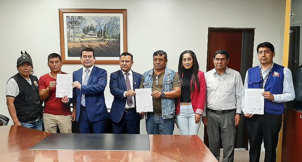 Ronderos firman acuerdo con la Región y levantan medida de lucha ...