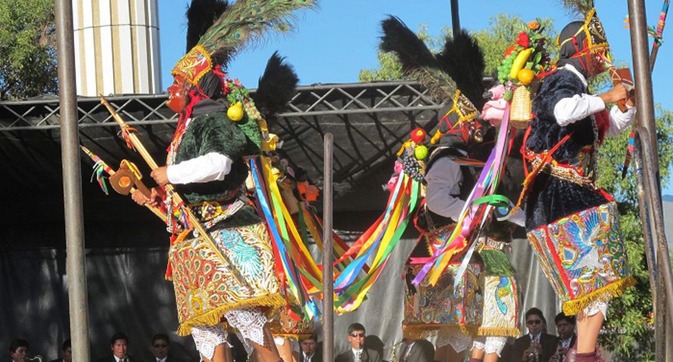 Perú: FOTOS: "Los Shapis", danza guerrera que encanta en Chupaca ...