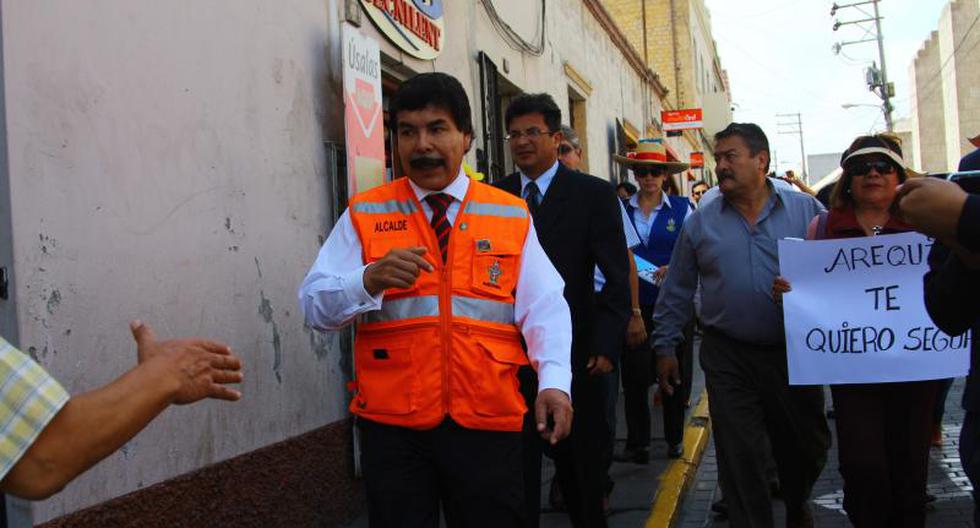 Les Declaro La Guerra Peru Correo