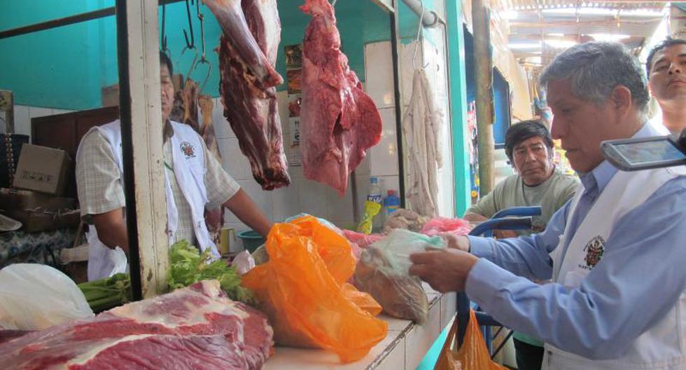 Denuncian venta de carne putrefacta | PERU | CORREO