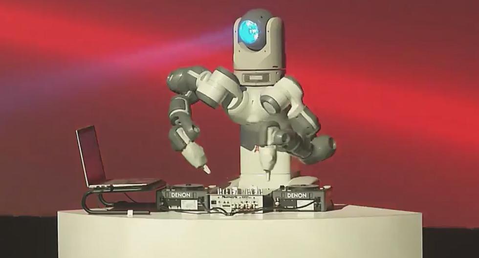DJ robot causa sensación en discoteca (VIDEO y FOTOS) | MISCELANEA | CORREO