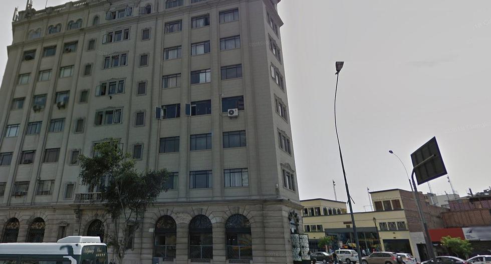 Cercado de Lima: Hombre cae de un edificio | PERU | CORREO