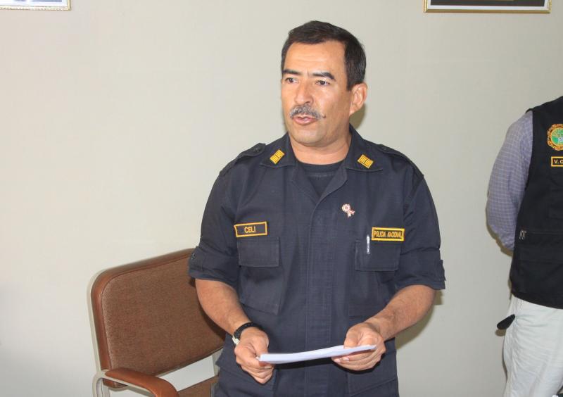 Coronel PNP Celi Niño arremete contra malos policías | PERU | CORREO