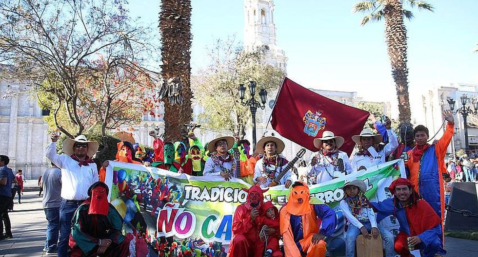 Sachaca y su tradicional Asociación de Mojigangos | EDICION | CORREO