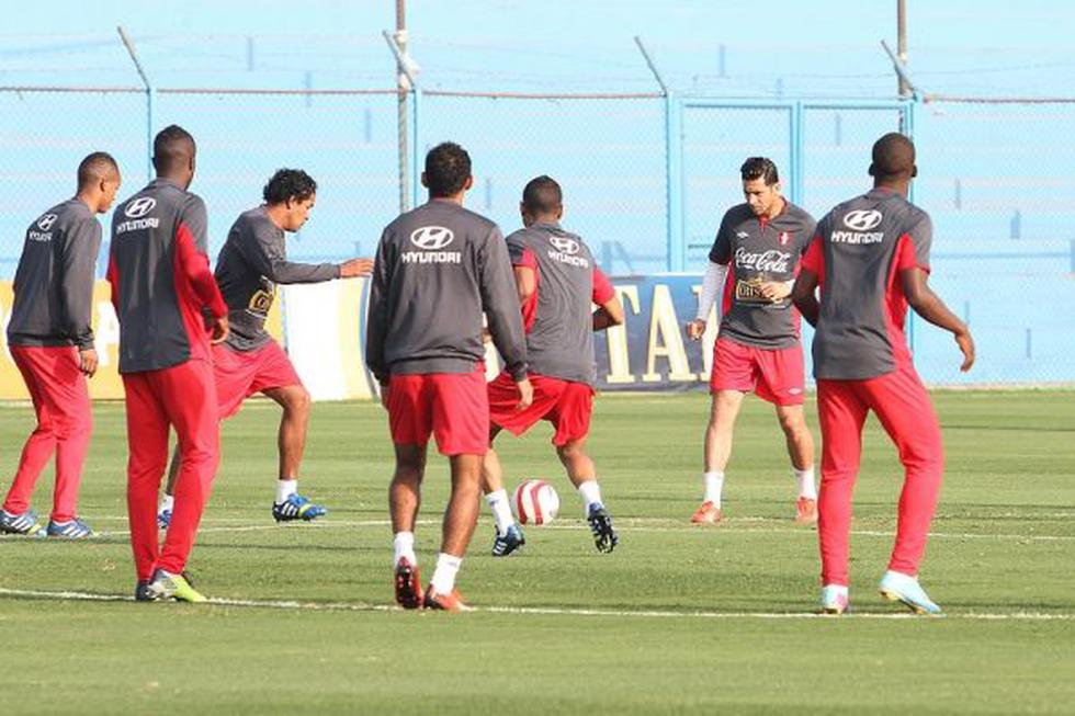 Selección peruana entrenó en estadio Alberto Gallardo (FOTOS ...