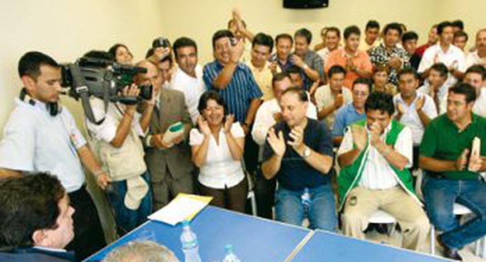 Alan García les ofrece el oro y el moro a centro poblados | POLITICA ...