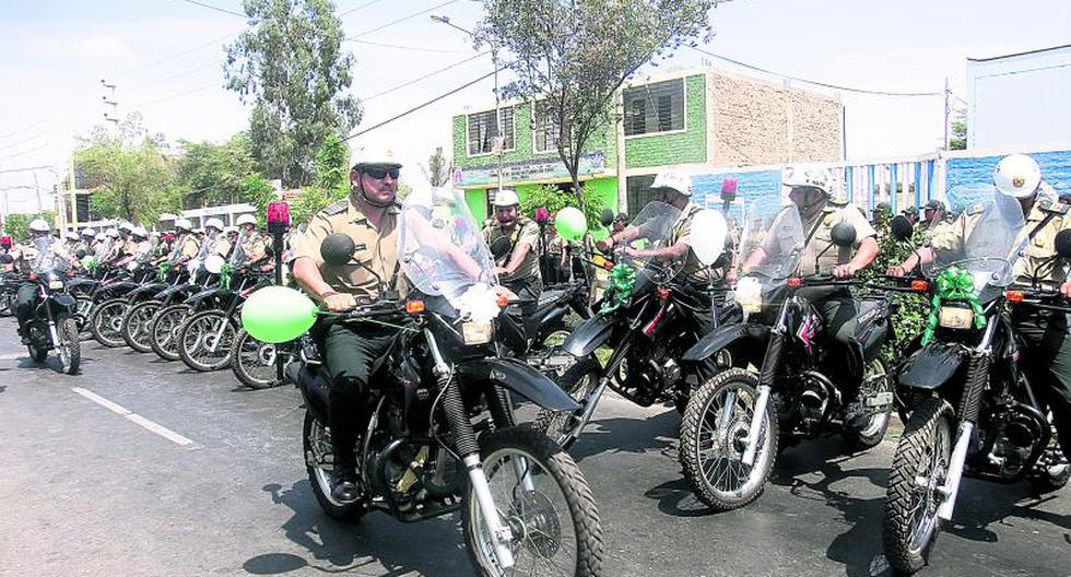 GORE entrega 30 motos lineales a la Policía de Ica | PERU | CORREO