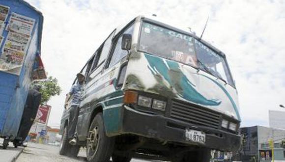 Piden garantías para invertir en renovación de microbuses | PERU | CORREO
