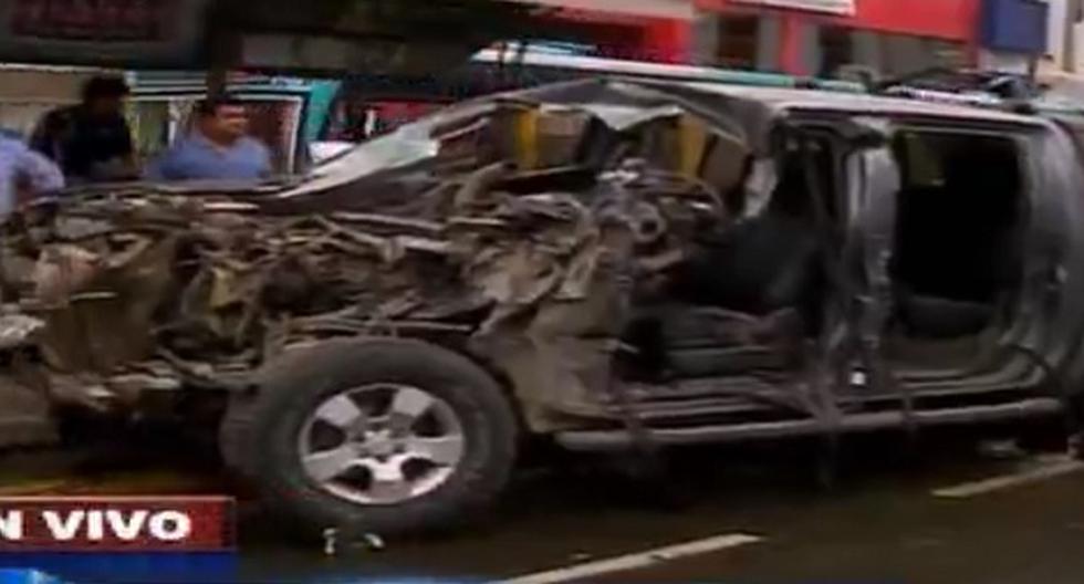 Smp Tres Heridos Tras Choque De Camioneta Con Bus En La Panamericana