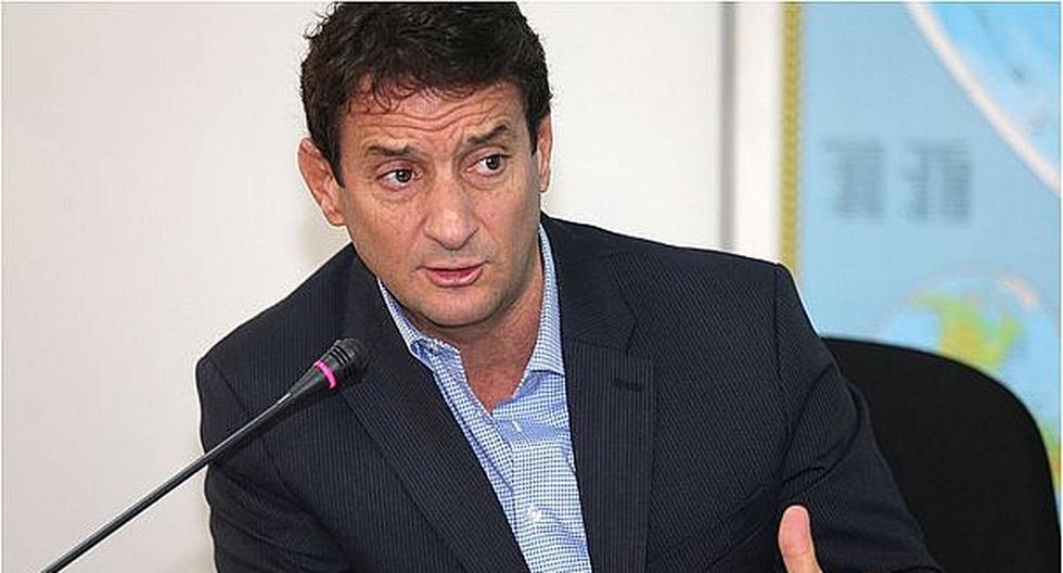 Enrique Bernales: "Renzo Reggiardo ha incumplido las obligaciones a las ...