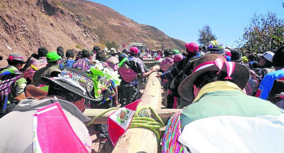 En Paucará bailan "Viga Huantuy" al son del pincullo Perú | Correo