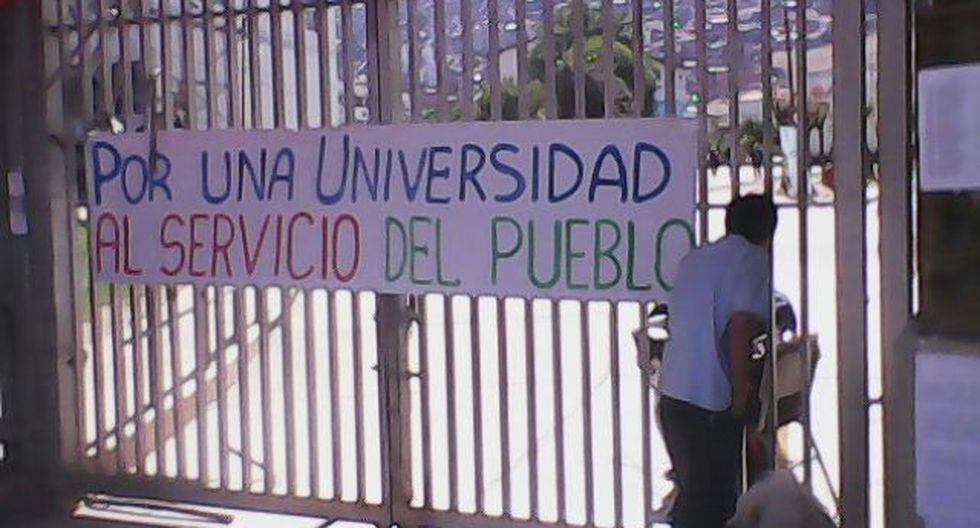Desde WhatsApp: Toman campus universitario de la Unsaac Perú | Correo