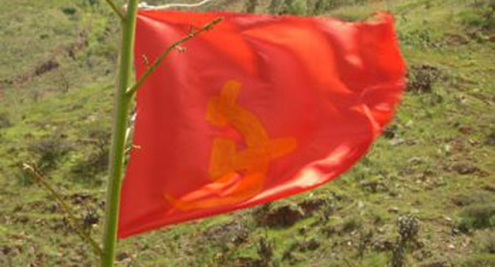 Trapo rojo en mirador | PERU | CORREO