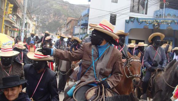 "Negritos" realizan tradicional entrada a la ciudad | PERU | CORREO