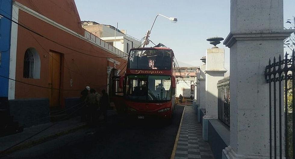 Arequipa: "Mirabus" se lleva cables de alumbrado público | EDICION | CORREO