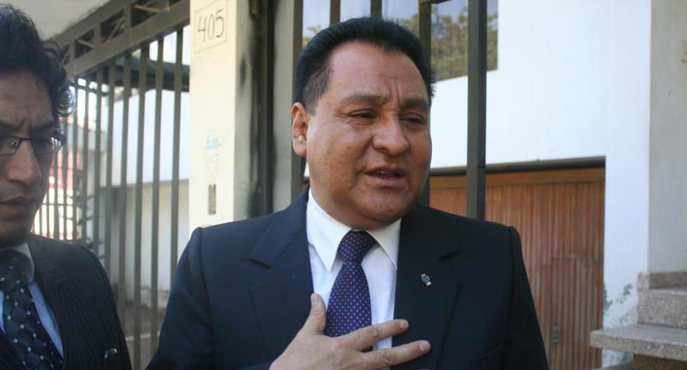 Concejo municipal aprueba suspensión de 'koko' Giles | PERU | CORREO