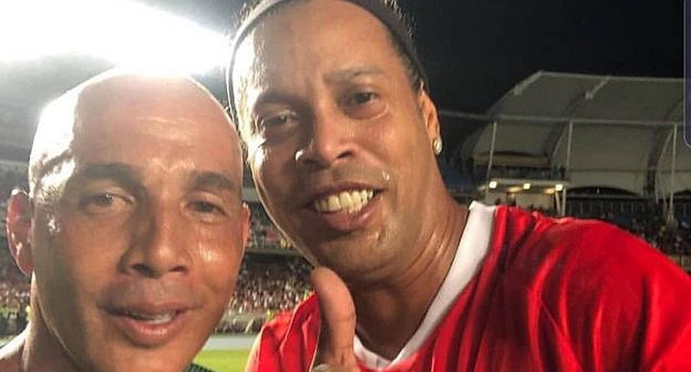 El selfie entre Ronaldinho y Mayer Candelo, el colombiano que brilló en ...